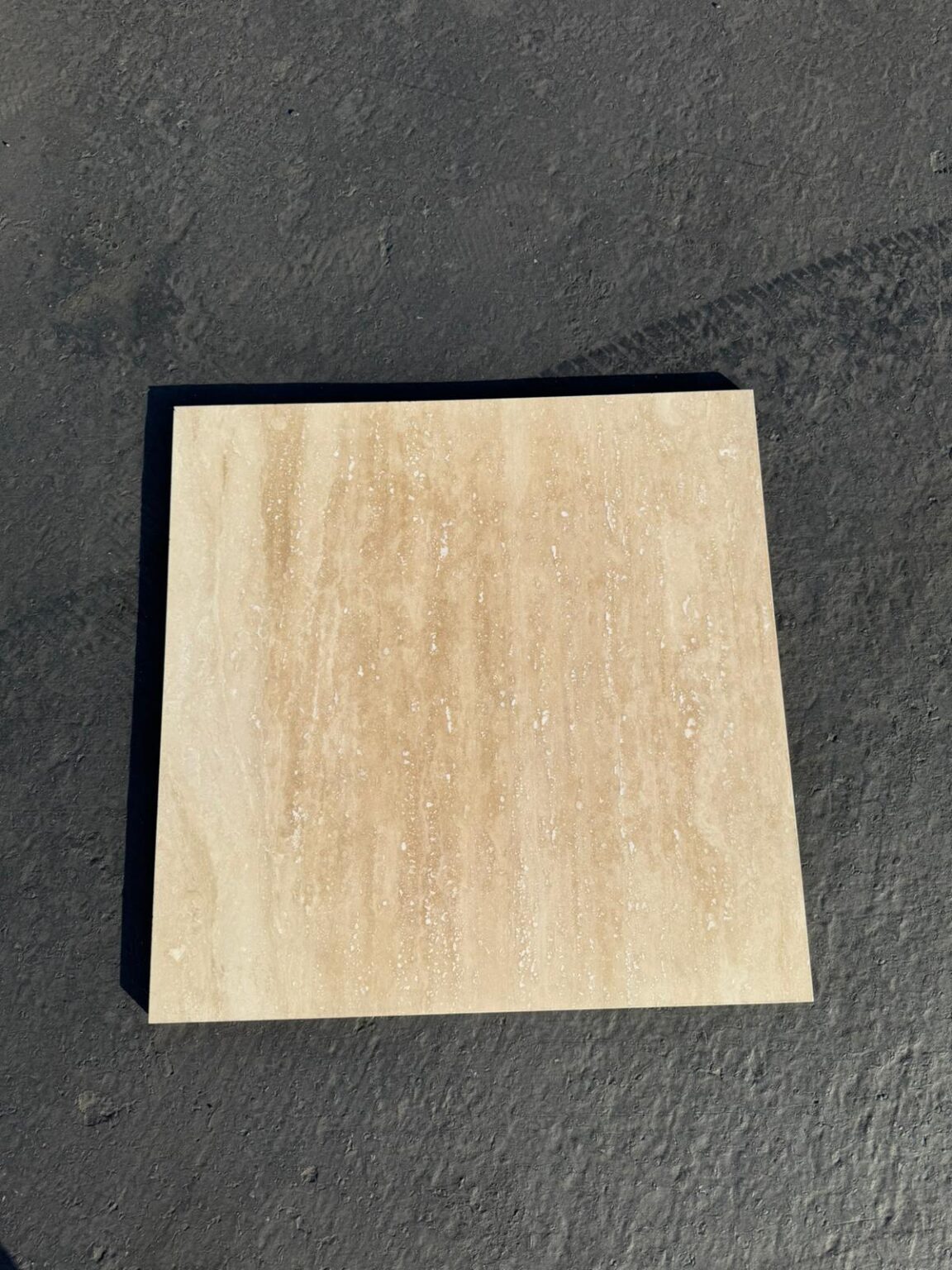 Ivory Vein Cut 24x24 Honed Travertine Tile - Stonex Tile
