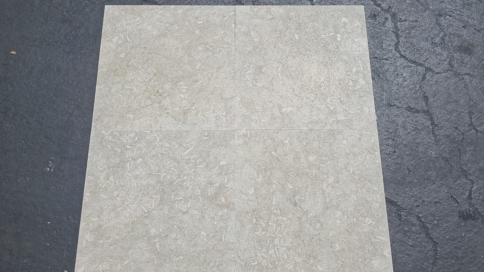 Seagrass 24x24 Flamed/Brushed Limestone Tile - Stonex Tile