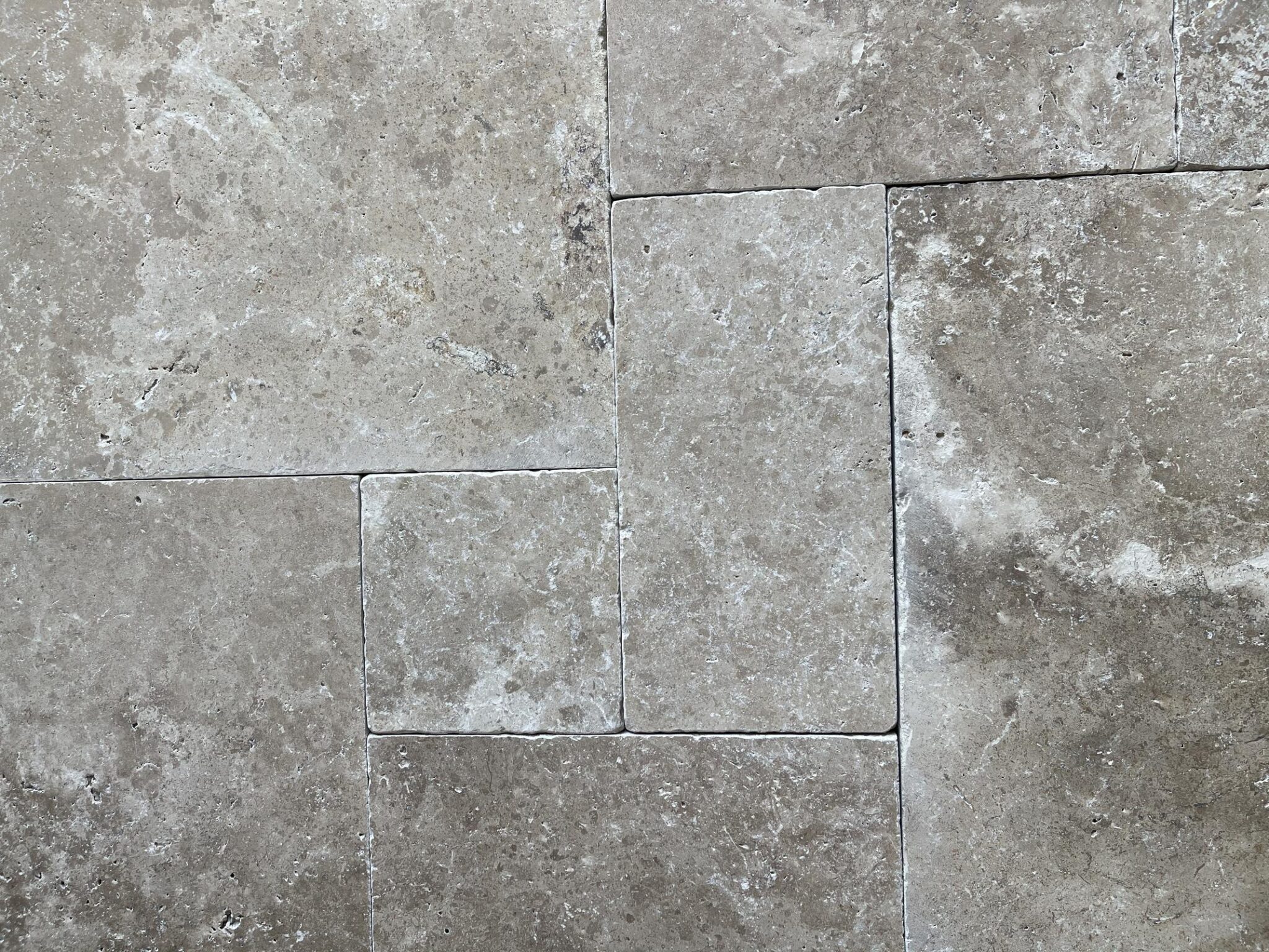 Walnut Pattern Tumbled Travertine Paver (1-1/4") - Stonex Tile